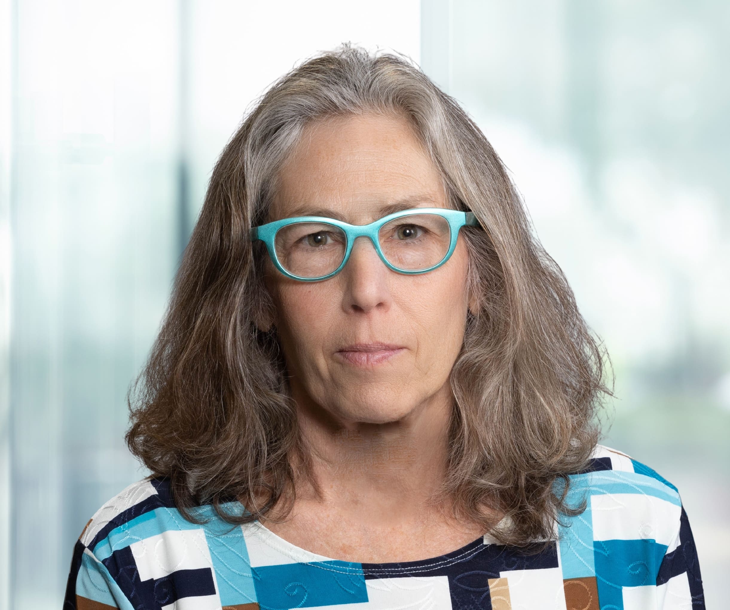 Lee Henig-Elona | Gordon Rees Scully Mansukhani, LLP